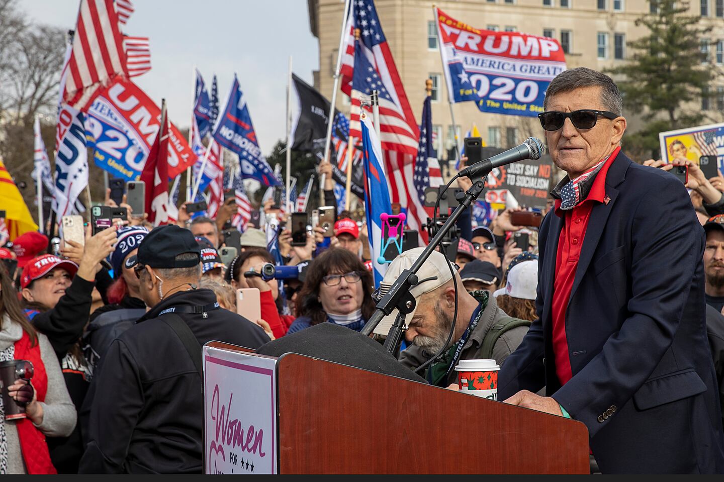 Donald Trump Secretly Trashing His Diehard MAGA Ally Michael Flynn as a ...