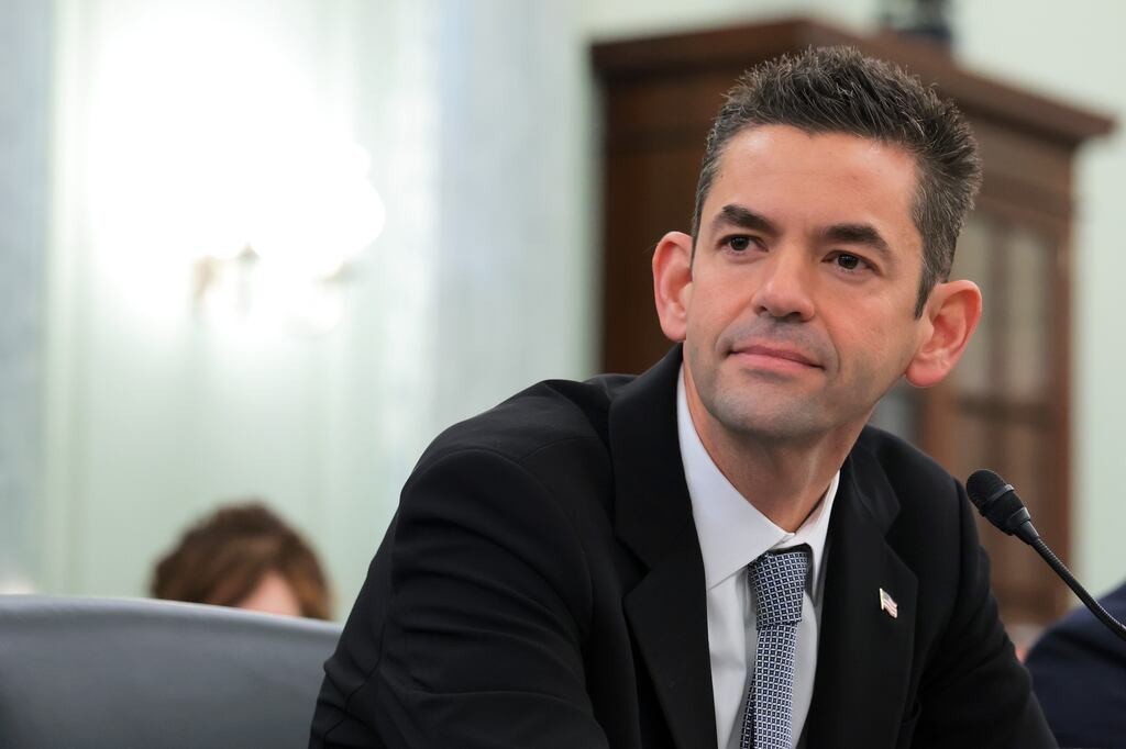 Trump Cabinet Goon Sean Duffy Passed Over for Top NASA Job by Dem Jared ...