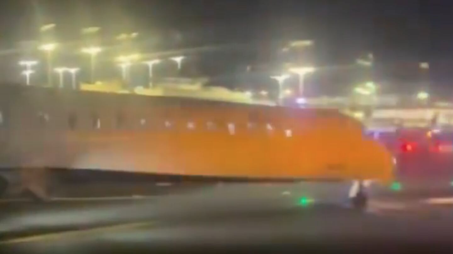 Delta Air Lines Jets Collide in Scary NYC Airport Crash