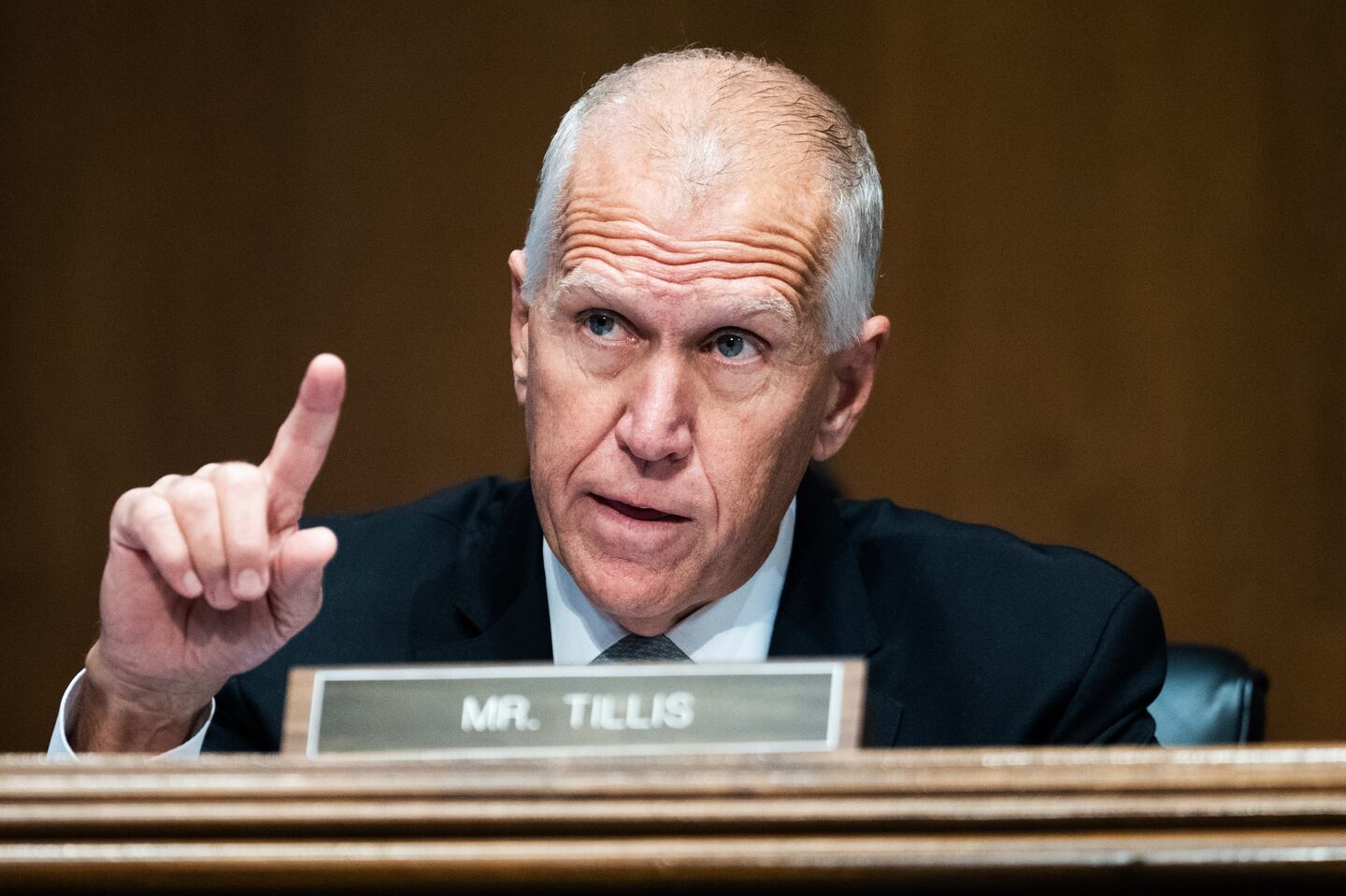MAGA Senators Rush to Praise Stephen Miller After Republican Calls to ...