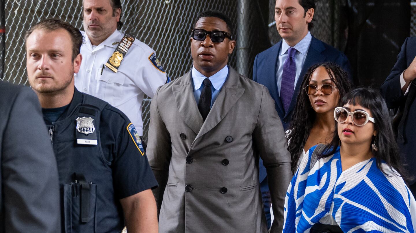 Disgraced Actor Jonathan Majors Teams Up With MAGA Streamer After ...