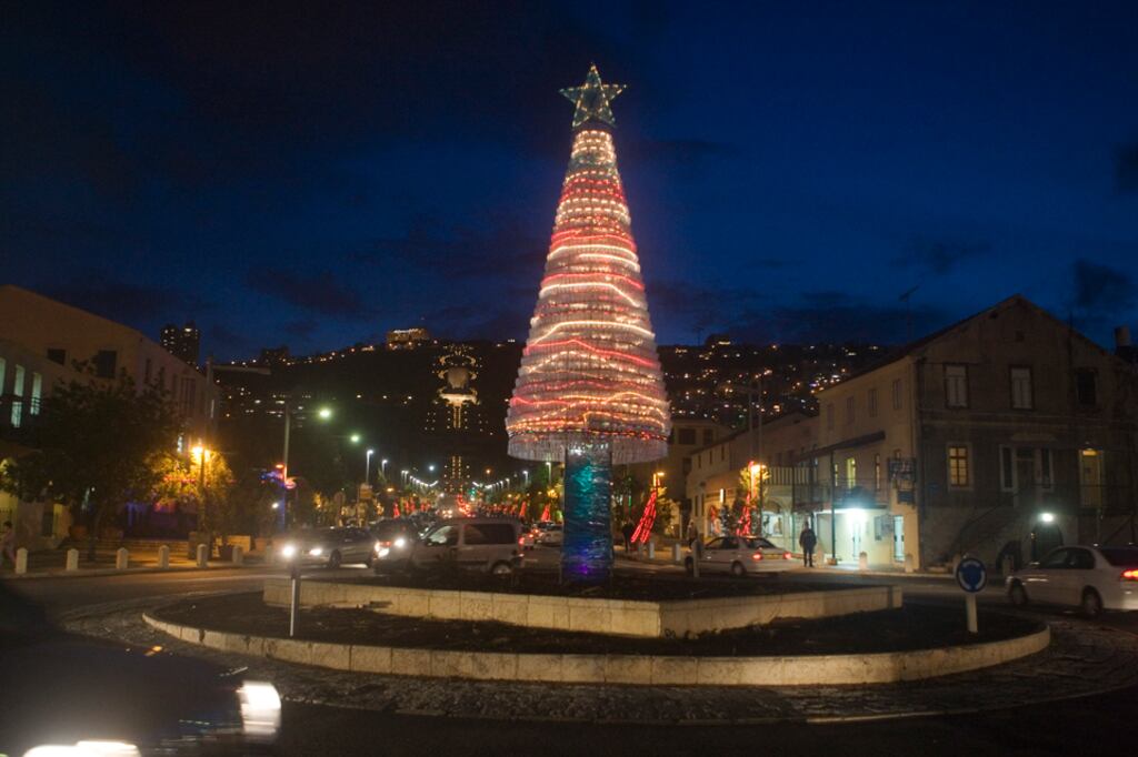 Christmas Tree Photos: The Most Spectacular Christmas Trees Around The ...