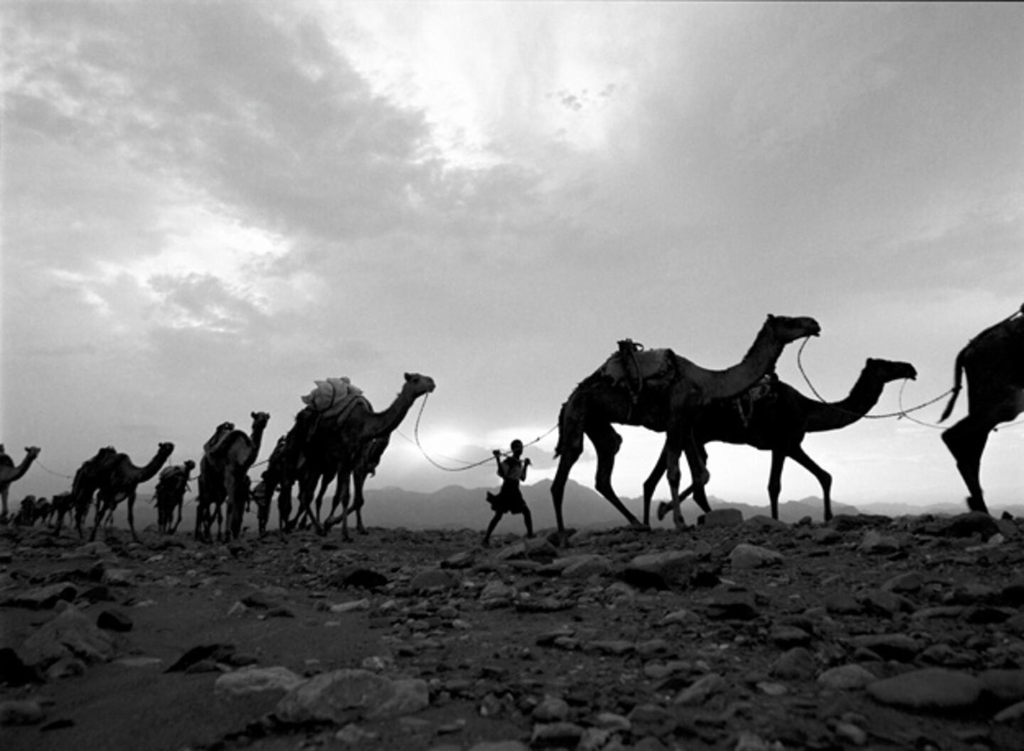 Vanishing Tribes: Stunning Photo's Of Africa's Great Rift Valley