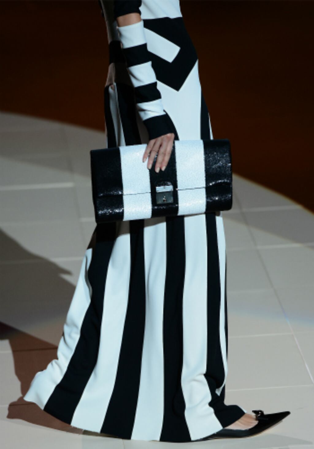 Marc Jacobs Spring 2013: Walking The Line