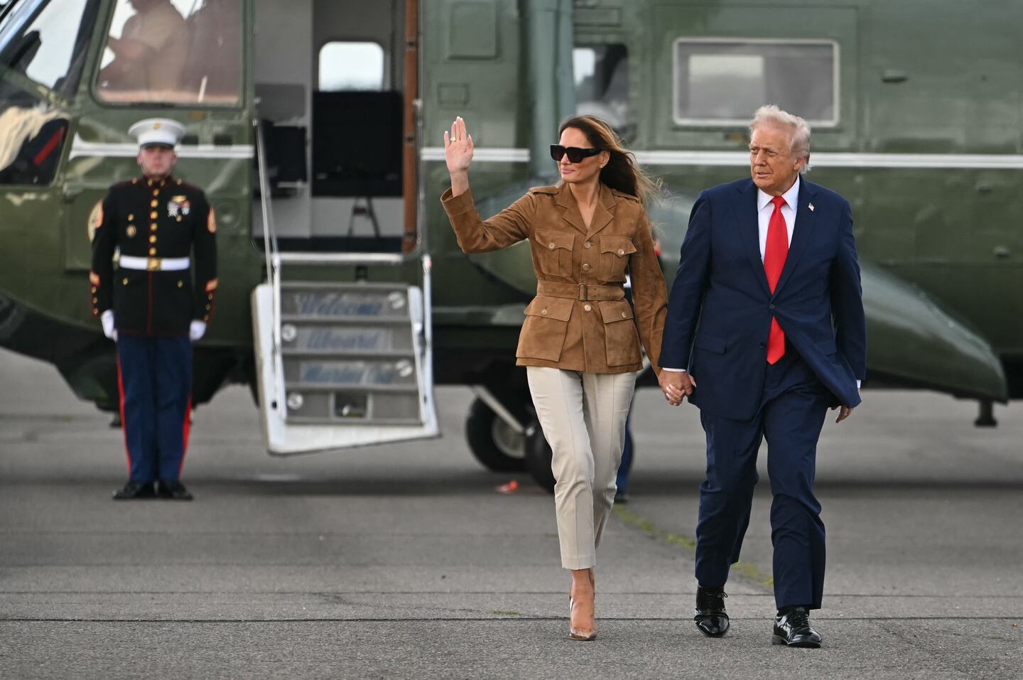 Trump and Melania in Emergency Landing After Marine One Copter Scare