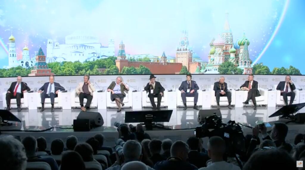 Why Musk’s Dad Errol Makes His New Pal Putin’s Rasputin Alexander Dugin ...