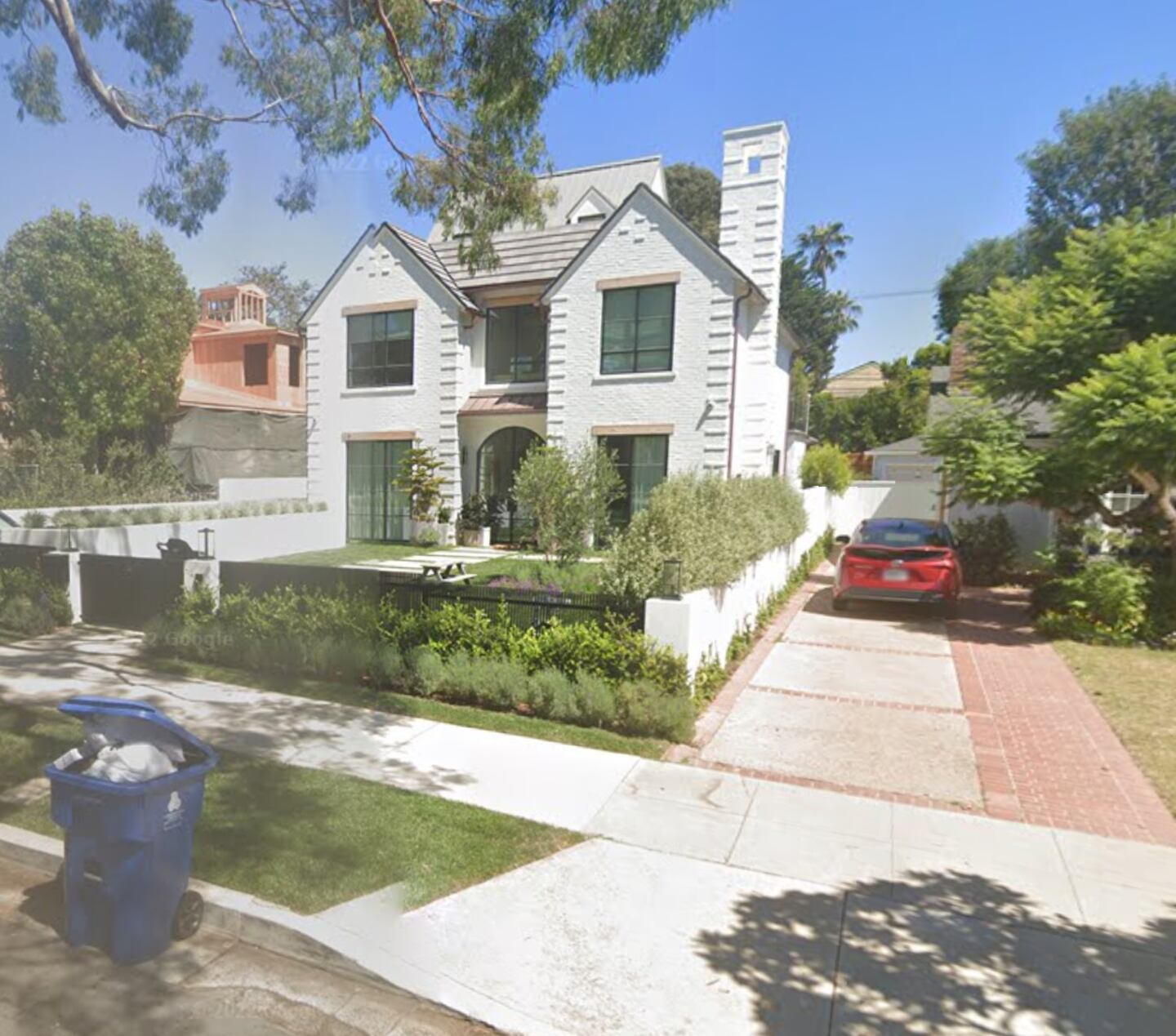 ‘Will Pay Any Amount’: L.A. Millionaire Slammed Over Plea for Private Firefighters to Guard His Home