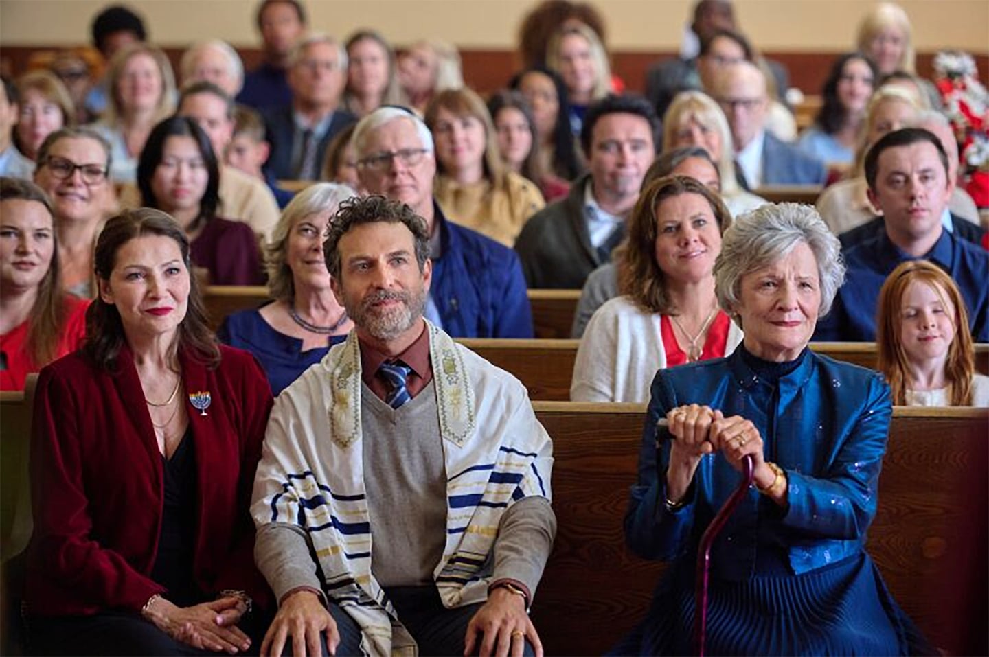 Hallmark Hanukkah Movie ‘Oy to the World’ Is Surprisingly Worth Watching