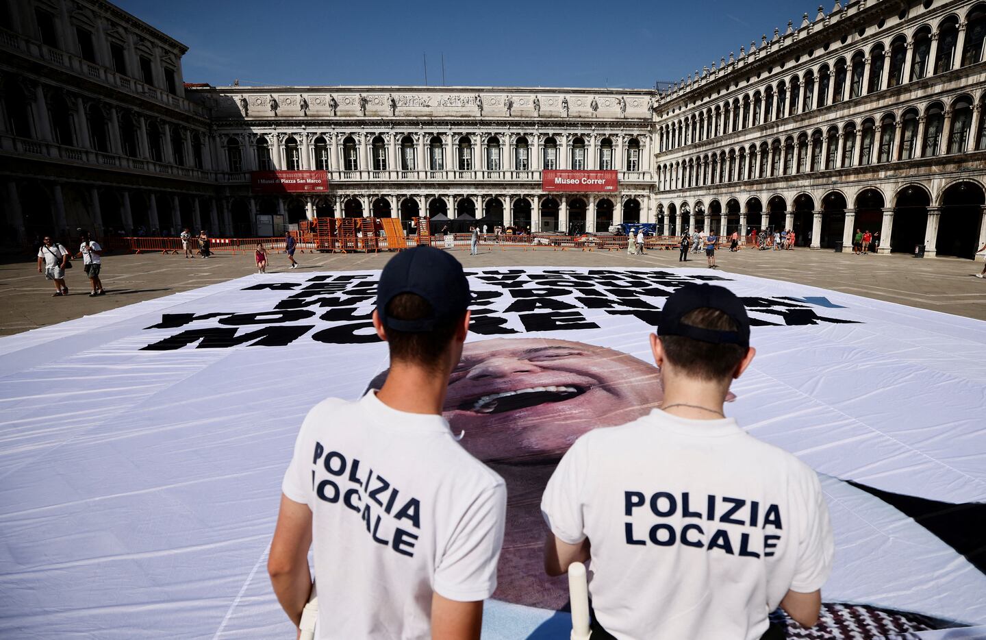 Venice Rolls Out the Unwelcome Mat for Jeff Bezos’ and Lauren Sánchez’s Wedding