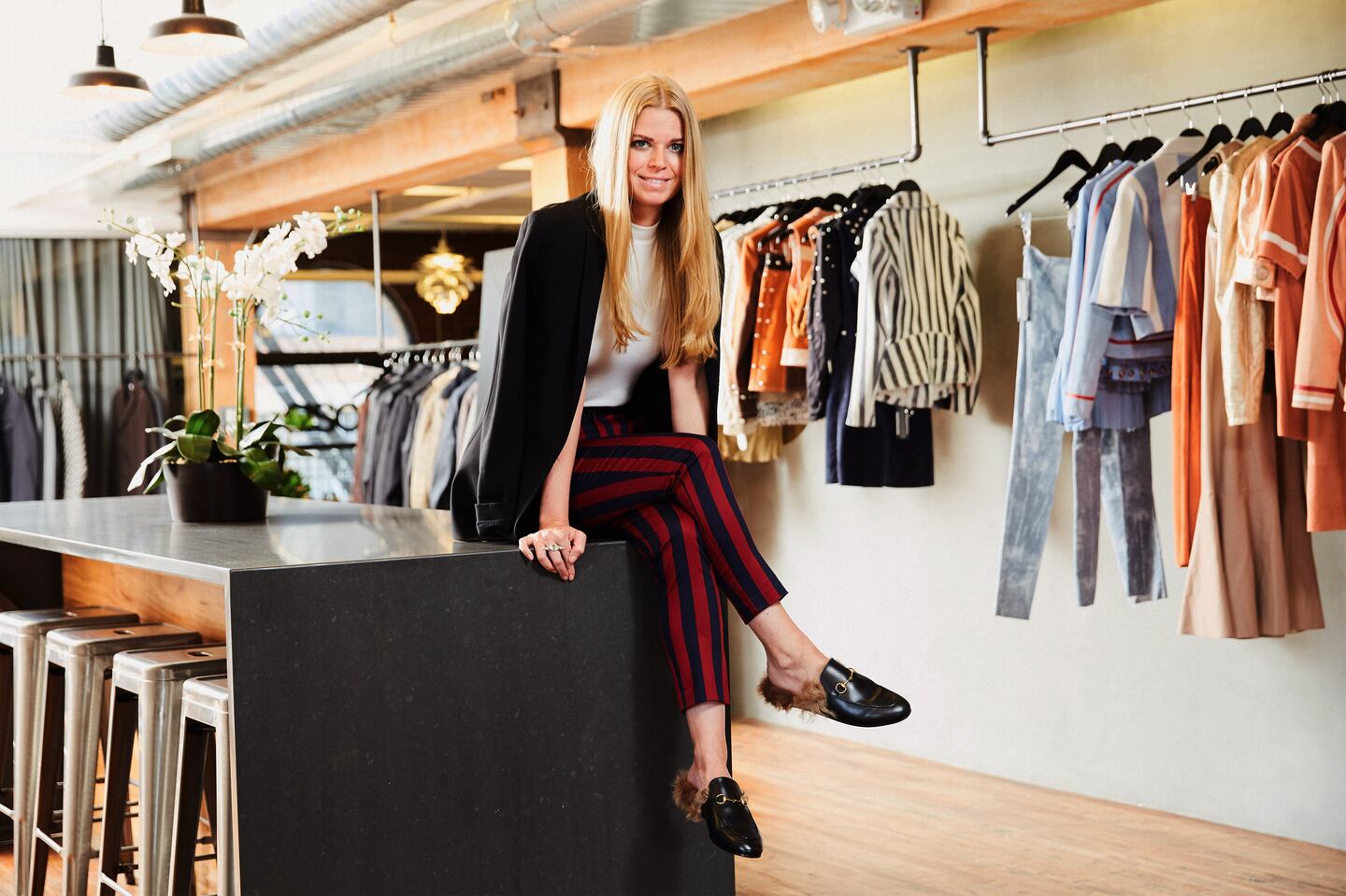 Factory PR: Where Employees Love Their Dress Code