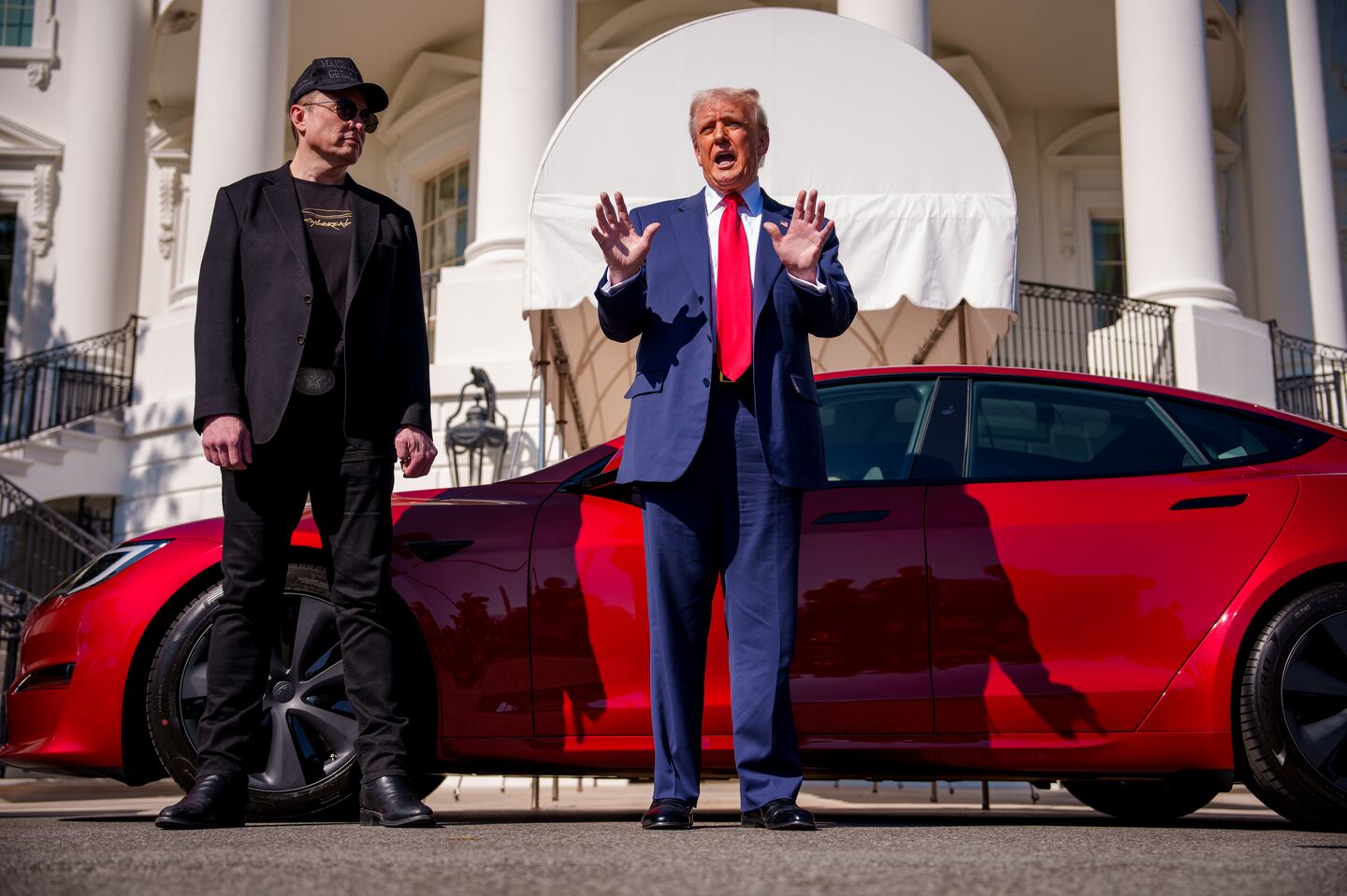 Top CEOs Share ‘Universal Revulsion’ to Trump—but Smile to His Face
