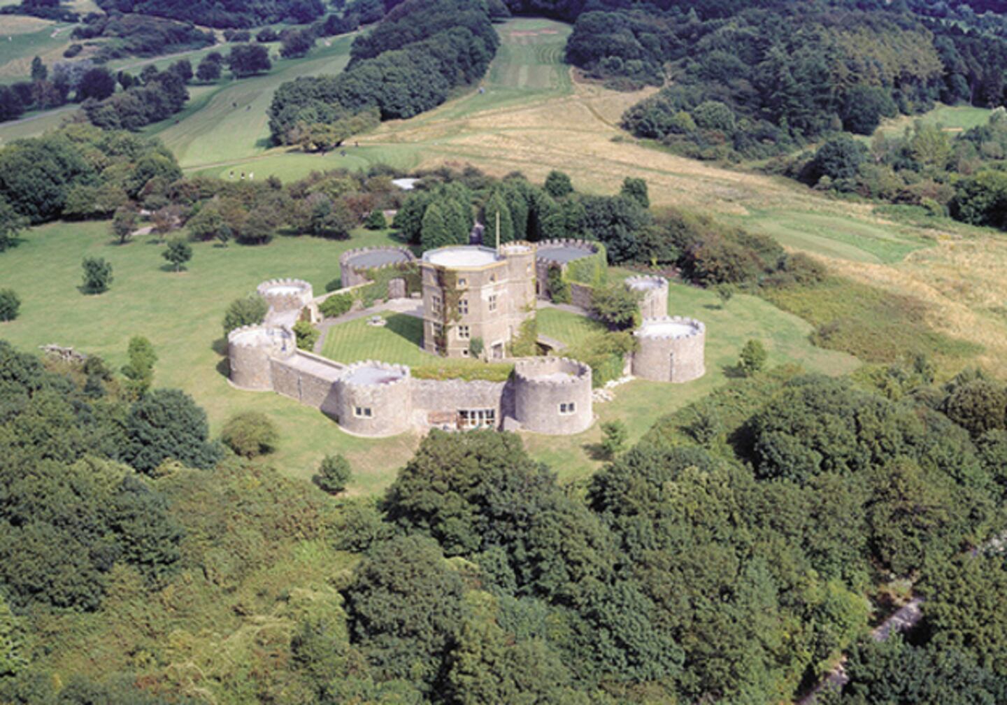 Rent This Castle