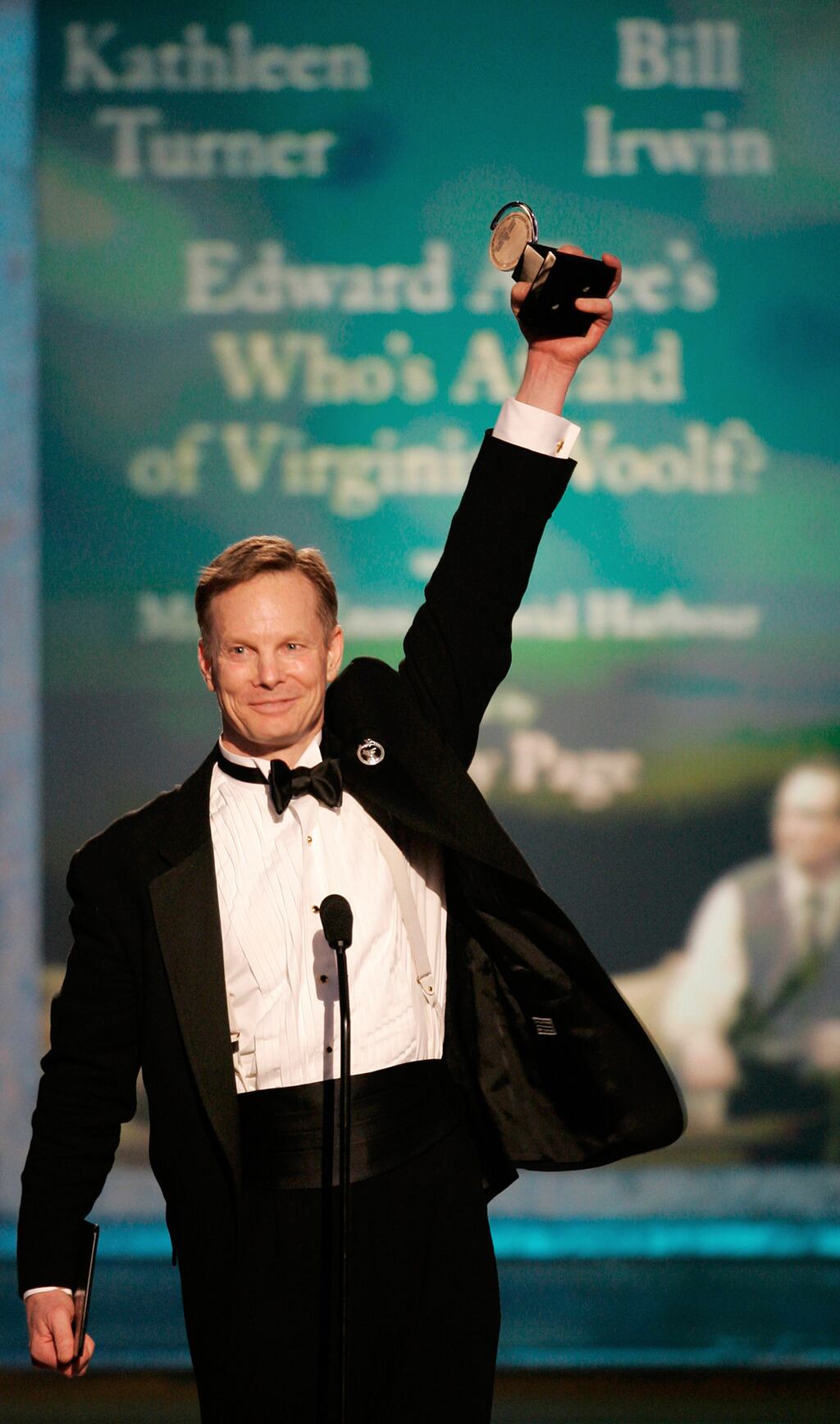 Bill Irwin, the Clown Who Conquered Broadway and Samuel Beckett