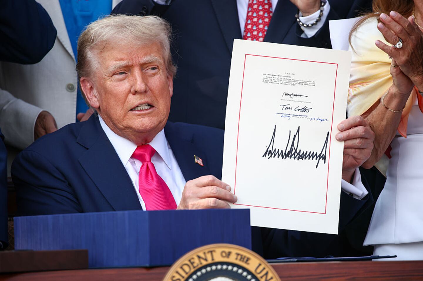 Trump’s Claim Birthday Book Signature Is ‘Fake’ Crumbles