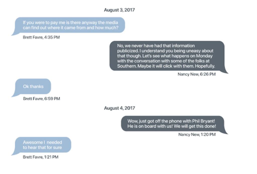 Brett Favre Was a Sexually-Harassing Creep Long Before (Allegedly ...