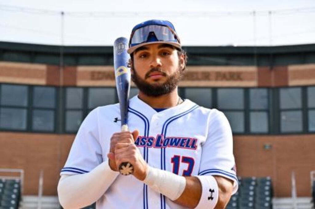 UMass Lowell Coach Kenneth Harring Benched After Allegedly Disallowing ...