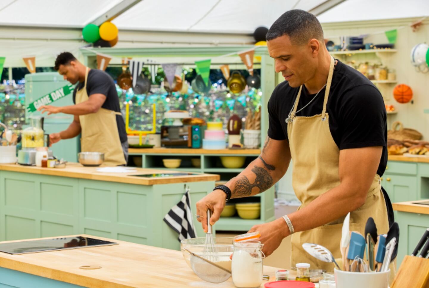 The Secrets Behind Filming ‘The Great American Baking Show’