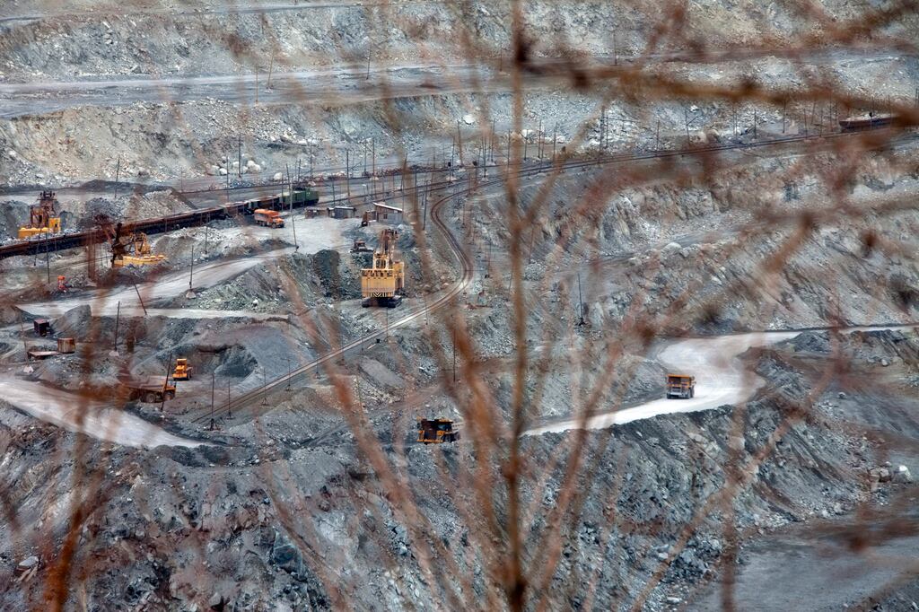 Russia’s Monotown of Asbest: The Town Asbestos Built