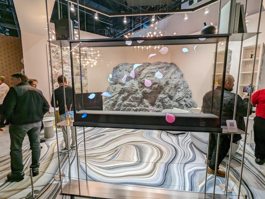 LG's OLED Signature T Transparent TV Is Absolutely Incredible