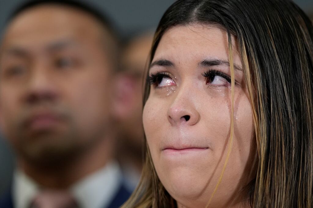 Trump Admin Surrenders to Judges and Returns Kilmar Abrego Garcia From ...