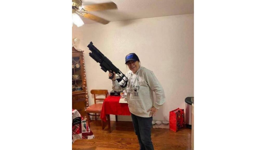 Jan. 6 Convict Pamela Hemphill Tells the Truth About Trump: He’s a Cult ...