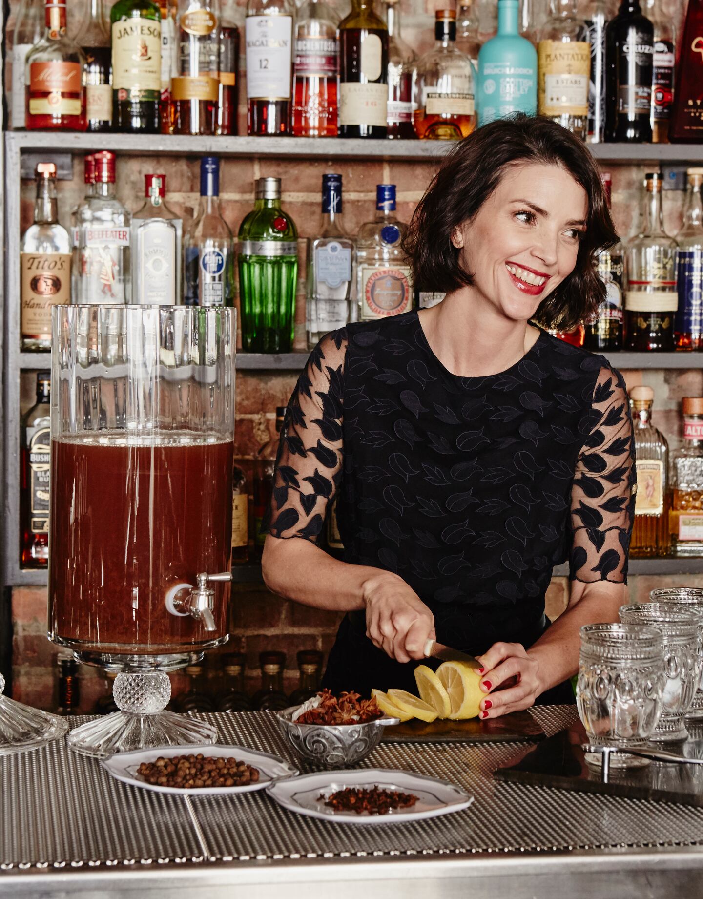 10 Rounds with Bartender Christy Pope Co-Owner of the Dallas bar ...