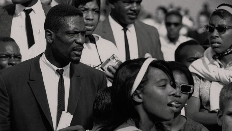 ‘Bill Russell: Legend’ Review: Netflix Doc Tells the Celtics Hero’s Story