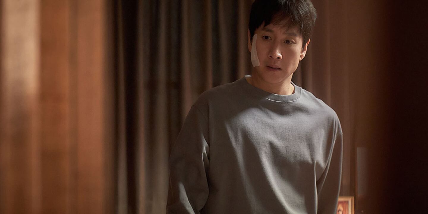‘Sleep’ Review: Horror Movie at TIFF Is a Fantastic Directorial Debut