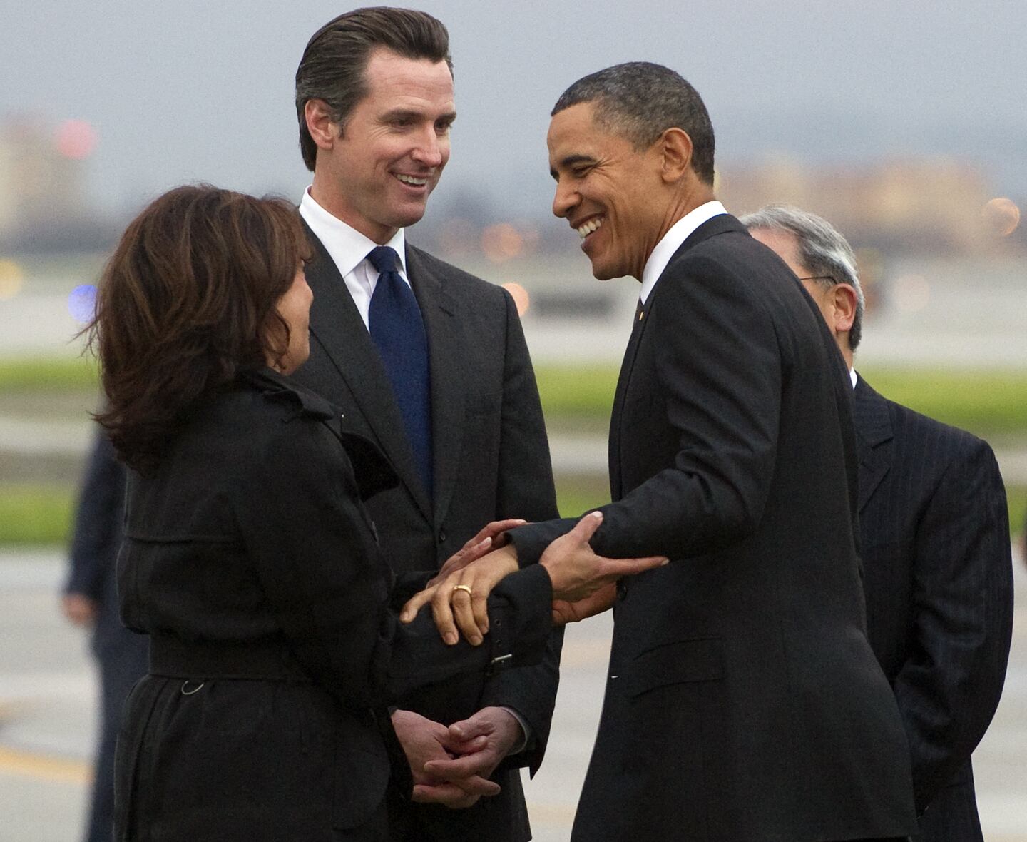 Barack Obama Gives House Dems Secret Battle Plan for Taking on Donald Trump