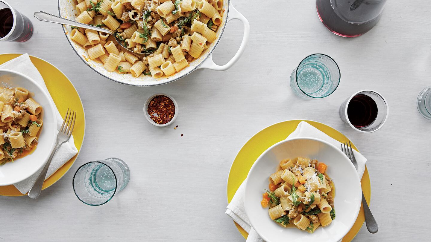 How Giada De Laurentiis Cooks Rigatoni for her Family