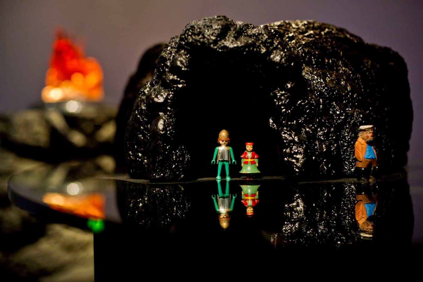 Artist Mike Kelley Dies: See Photos of His Greatest Works