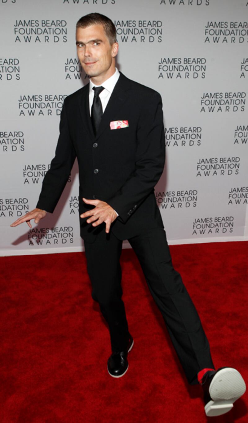 Anthony Davis, George W. Bush, Frieda Kahlo & More Famous Unibrows (Photos)