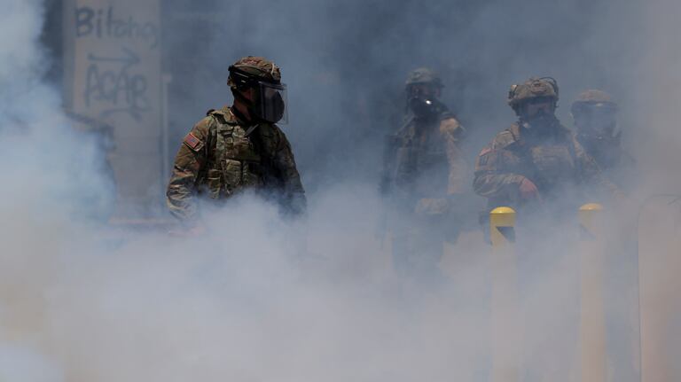 Trump’s ‘Hollywood Ambassador’ Jon Voight Attacks ‘Lying Dog’ Newsom