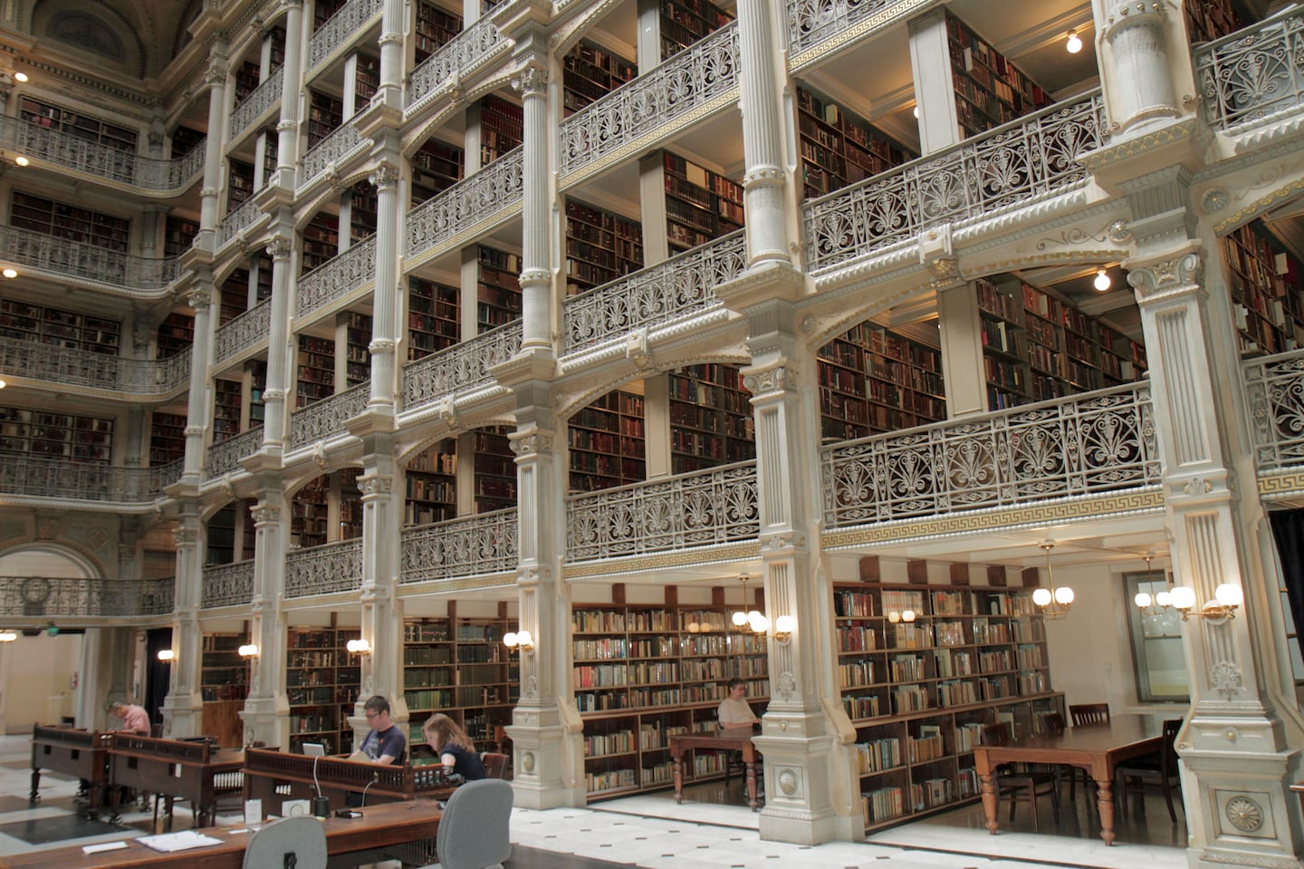Peabody Library, Baltimore: The World’s Most Beautiful Libraries