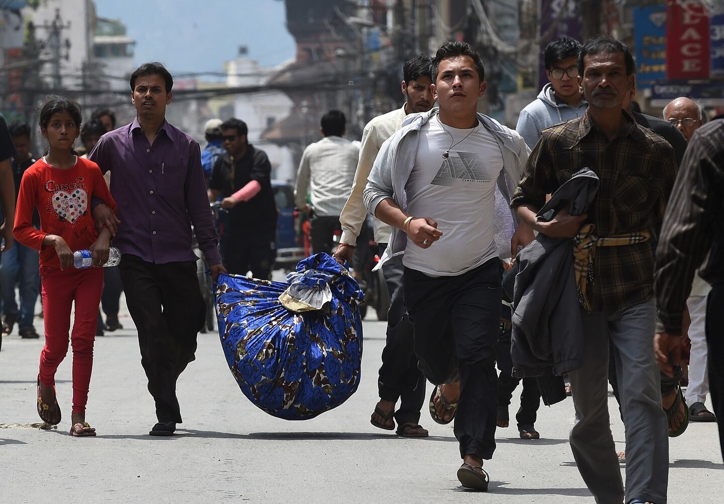 Aftermath of Devastating Earthquake (Photos)