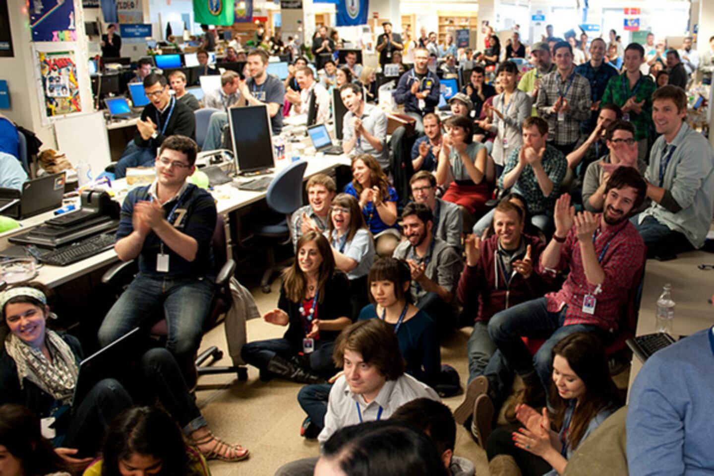 An Obama Campaign Photo That Looks Like a Young Republican Rally
