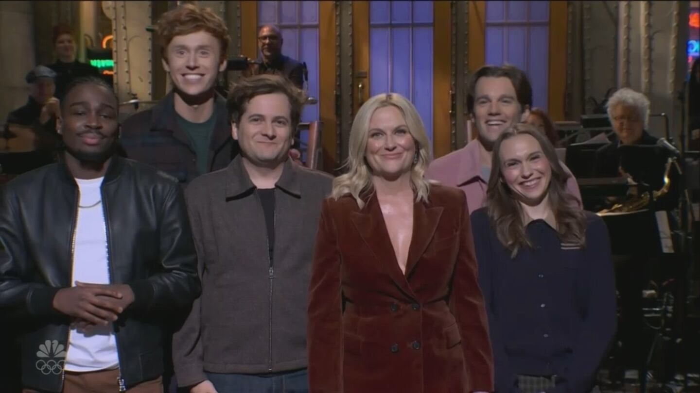 Amy Poehler Pays Tribute to ‘SNL’ on Its 50th Anniversary