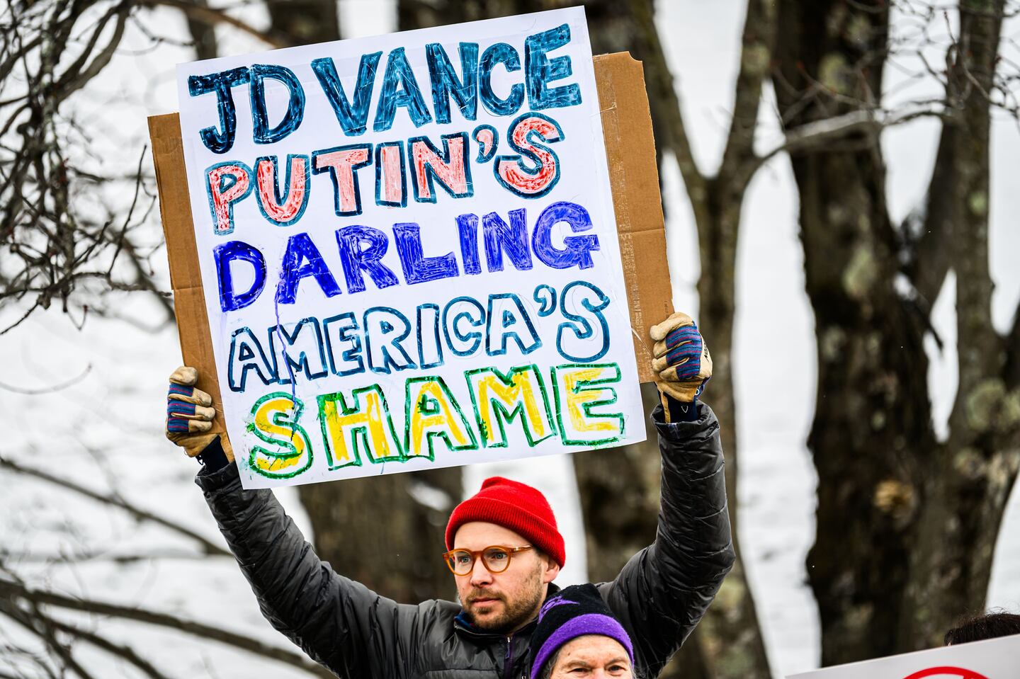 JD Vance Ordered a River’s Water Level Raised for His Family Boat Trip ...