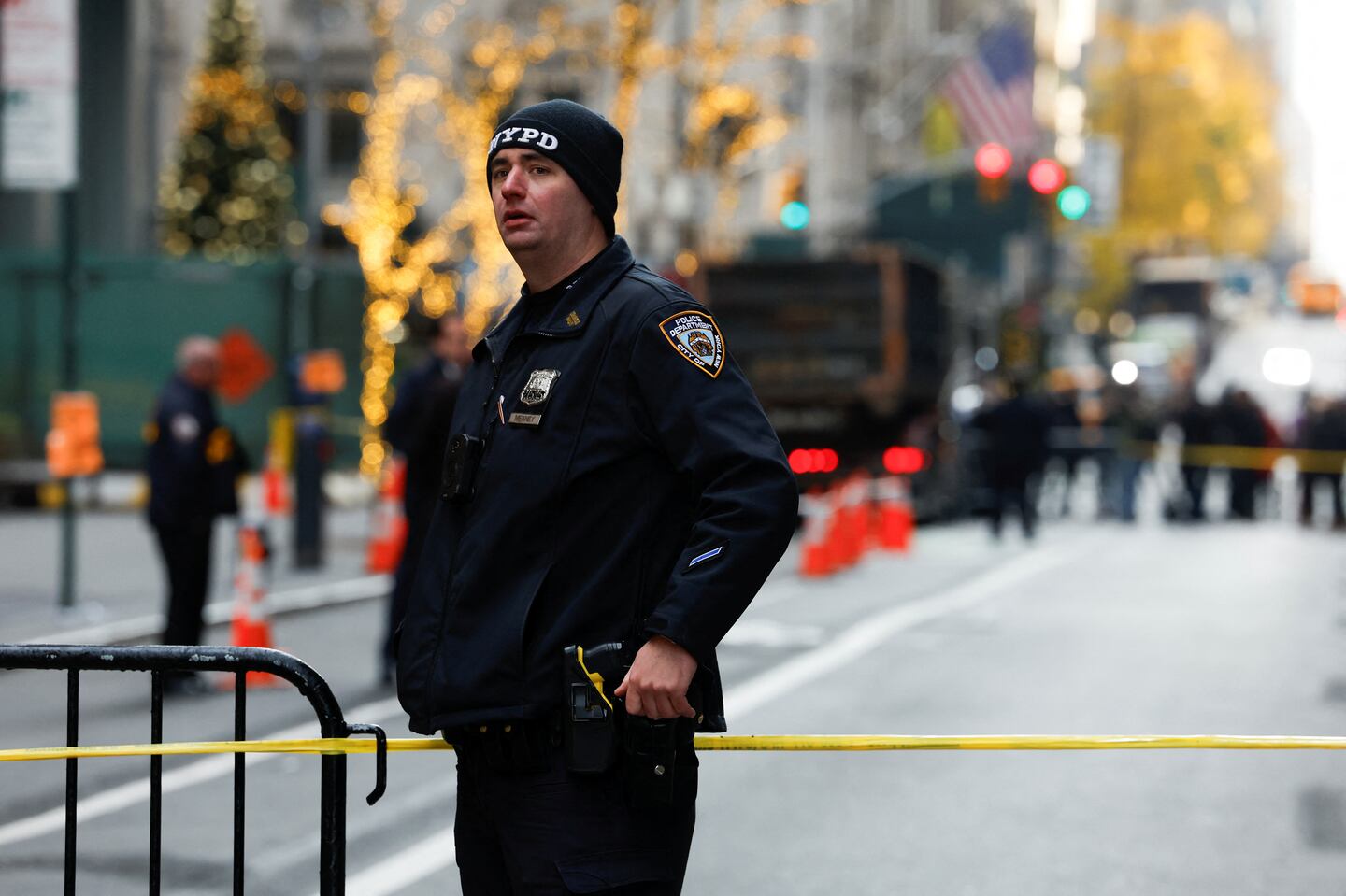 UnitedHealthcare CEO Brian Thompson Shot Dead Outside NYC Hotel in ...