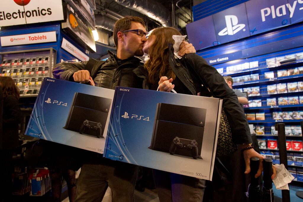 PlayStation 4 Review: The PS4 and the Gorgeous Next Generation of Gaming