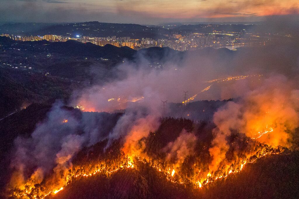 China Uses Drone Army to Stop Wildfires, and the U.S. Is Lagging Behind