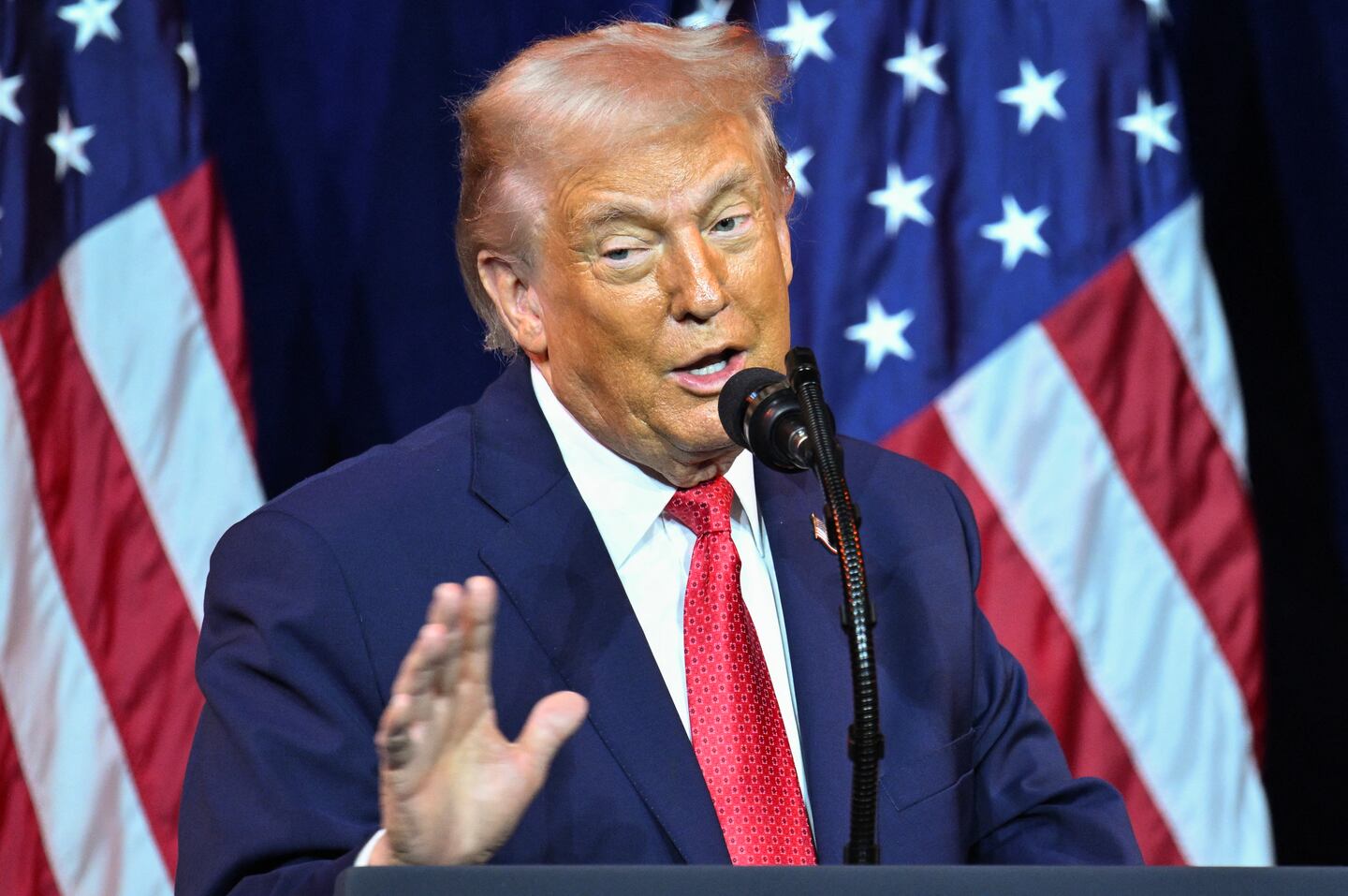 Mary Trump Reveals She Secretly Married Her Girlfriend