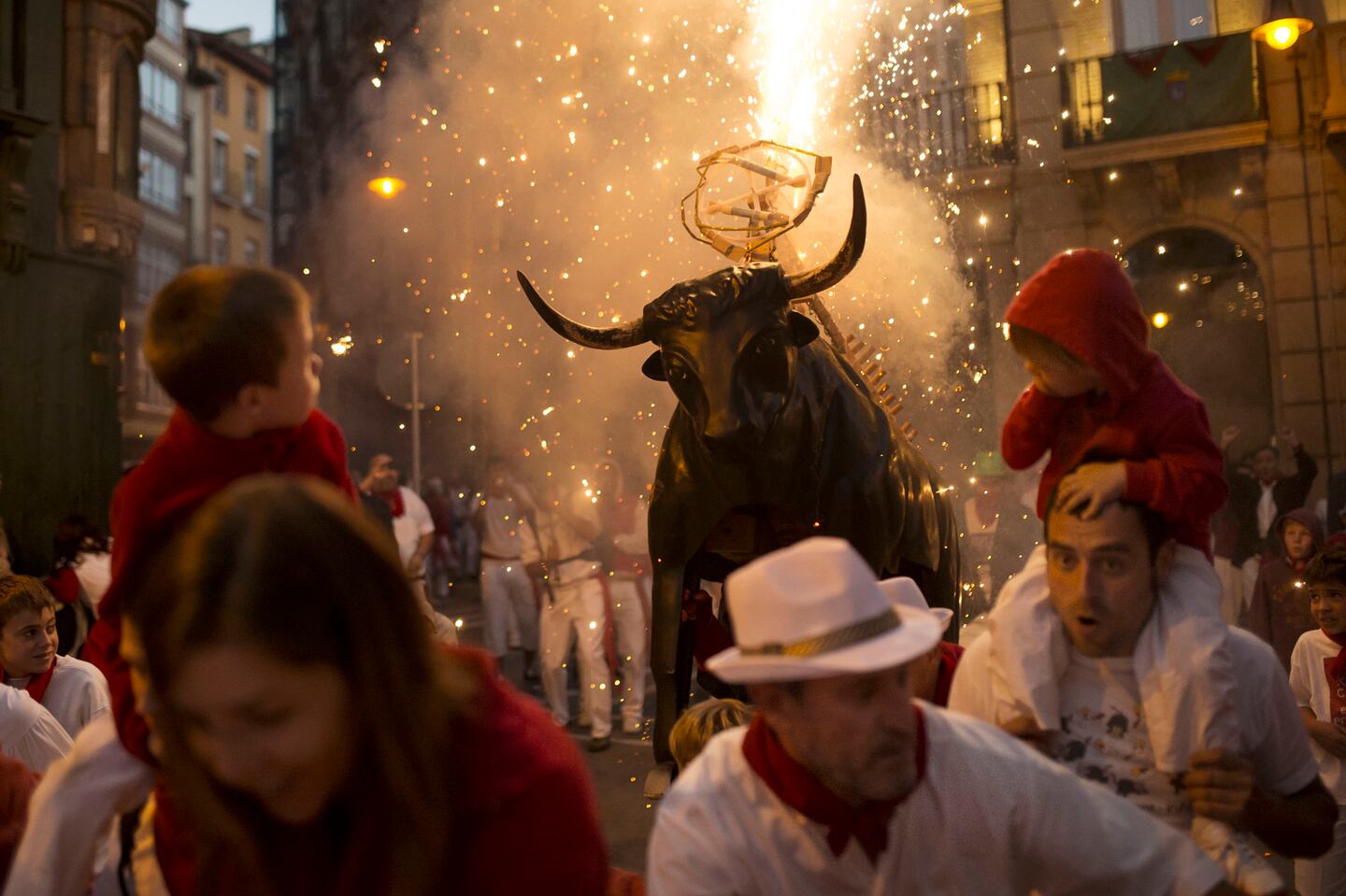 The Running of the Bulls Through the Years (PHOTOS)