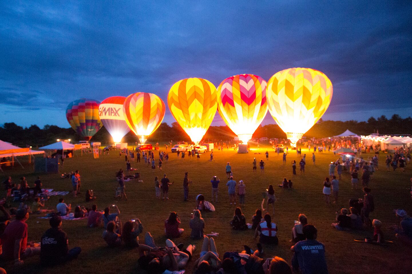 Balloon Meisters: A Day in the Life of Hot Air Balloon Pilots