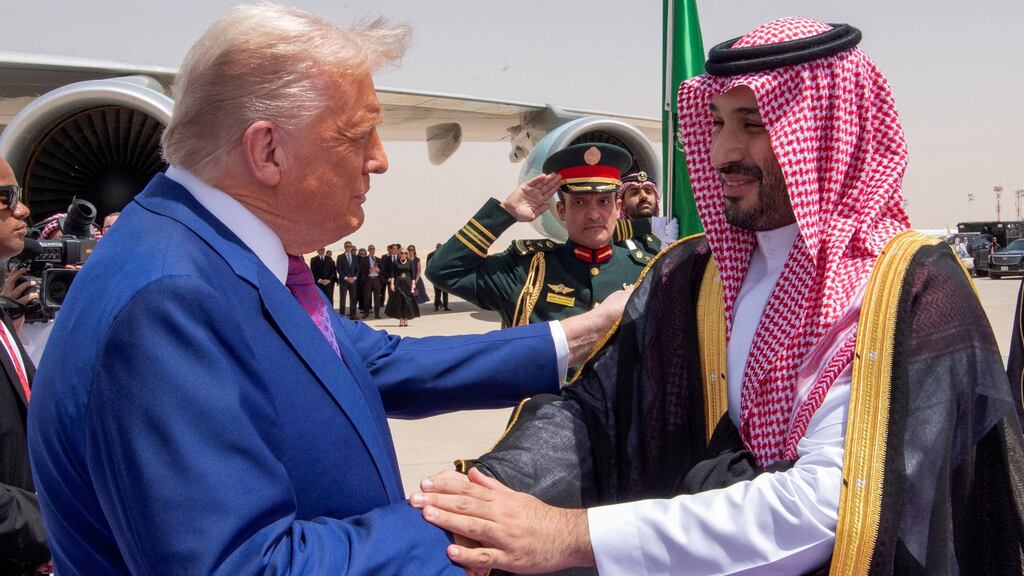 Sleepy Trump Caught on Camera Nodding Off at Summit in Saudi Arabia
