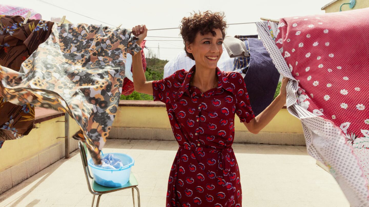 ‘Supersex’ Review: Explicit Porn Series Is Netflix’s Most NSFW Show Yet