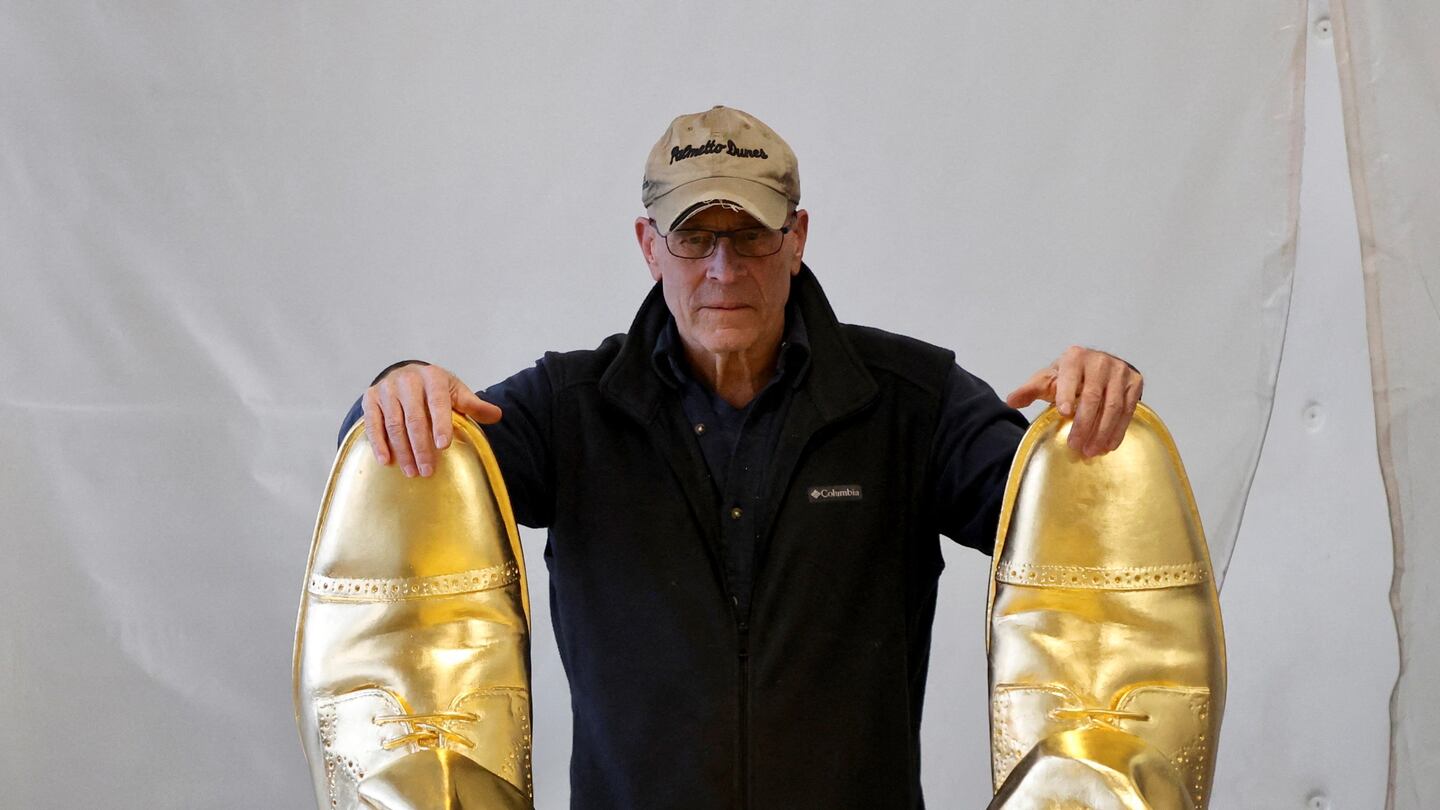 Colbert Spots Sneaky Insult Hidden on Trump’s Golden Statue
