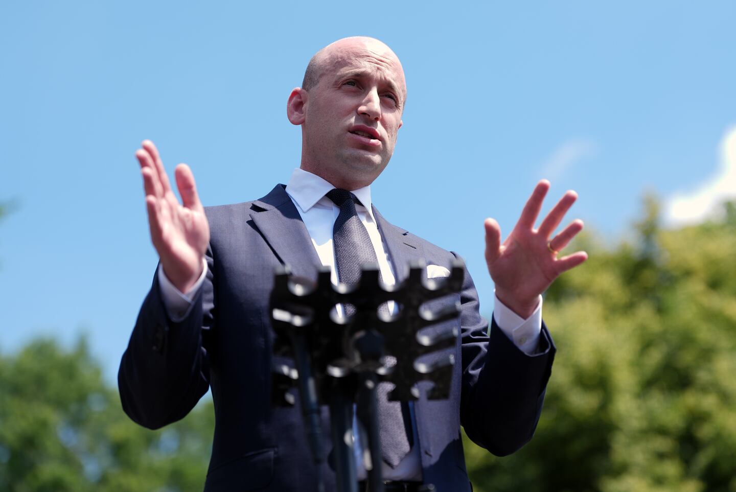 Stephen Miller Yells in Unhinged Rant Against ‘Moron’ Trump Enemy
