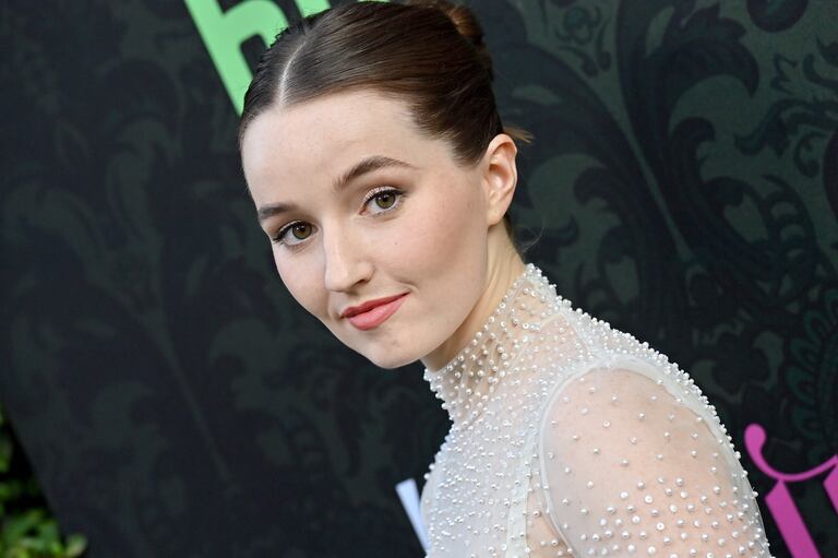 Kaitlyn Dever Opens Up on Her Mother Passing ‘Weeks’ Before Filming ...